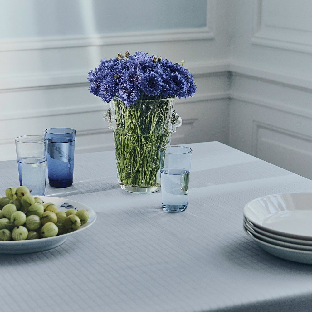 Stylish tablecloths in classic Scandinavian design from Georg Jensen Damask